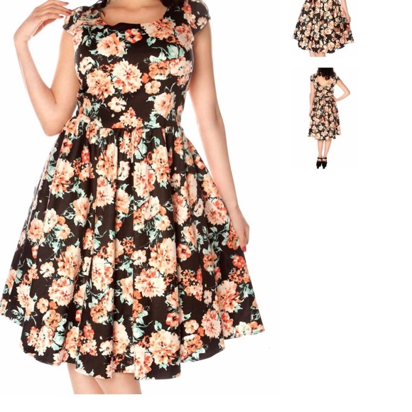 Retrolicious | Dresses | Retrolicious Floral Dress | Poshmark